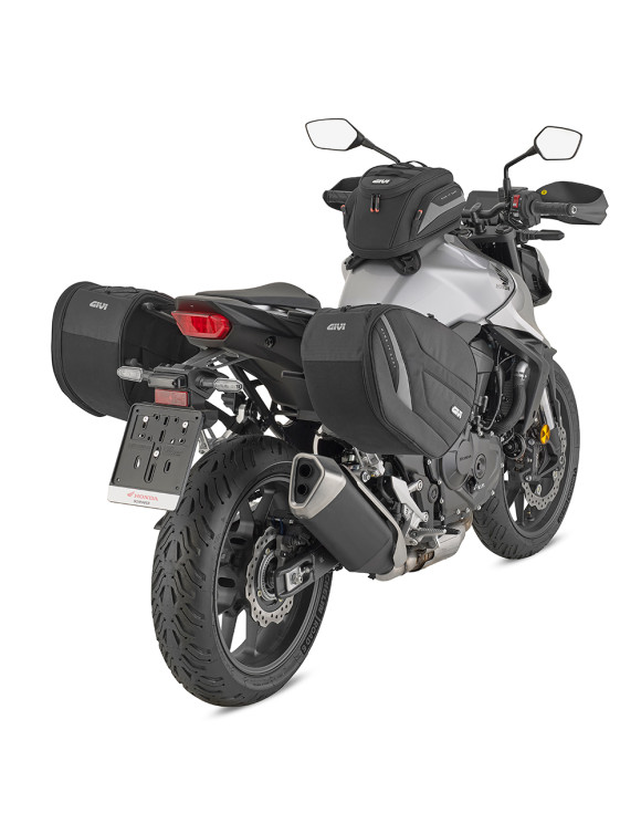 Pair of Givi EASY11 side bags expandable from 18 to 25 liters